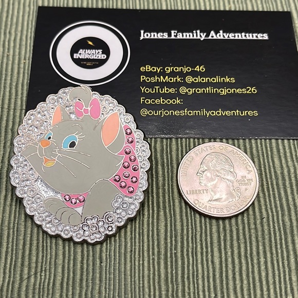 Disney | Jewelry | 26 Disney Marie From Aristocats Tradingcollector Pin ...